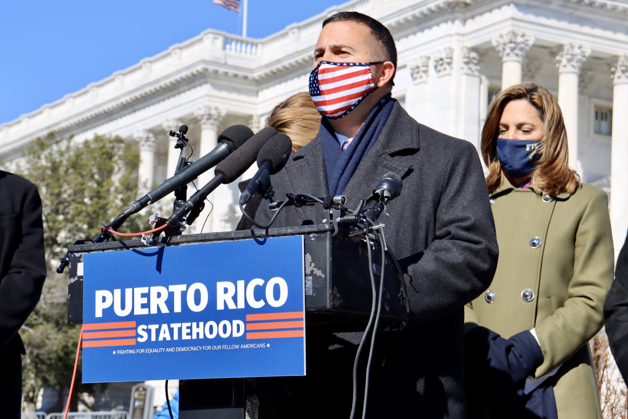 Democratic Lawmakers Announce Legislation For Puerto Rico Statehood ...
