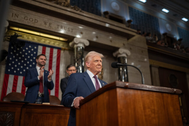 Trump Defends Government Cuts, Faces Democratic Walkout in Congress Address